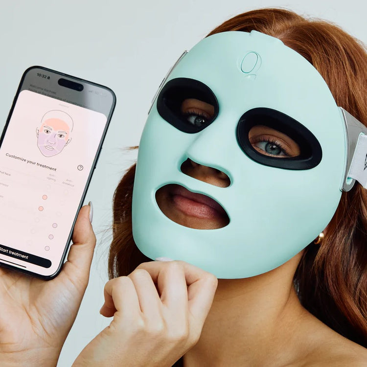 6 Best Red Light Therapy Masks of 2025: Solawave vs Omnilux vs Current ...